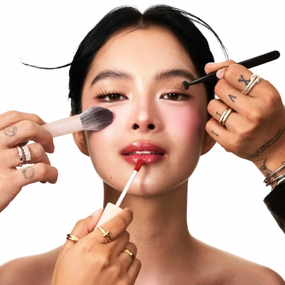 MEGA: Fashion, Beauty, and Lifestyle | MEGA